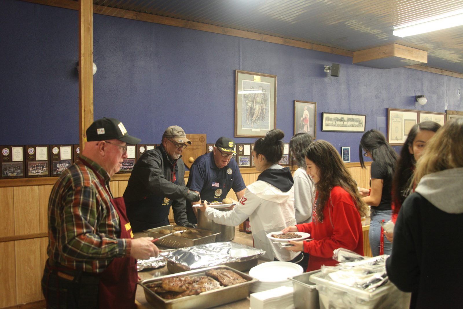 Alpine American Legion feeds Sul Ross basketball players over the ...