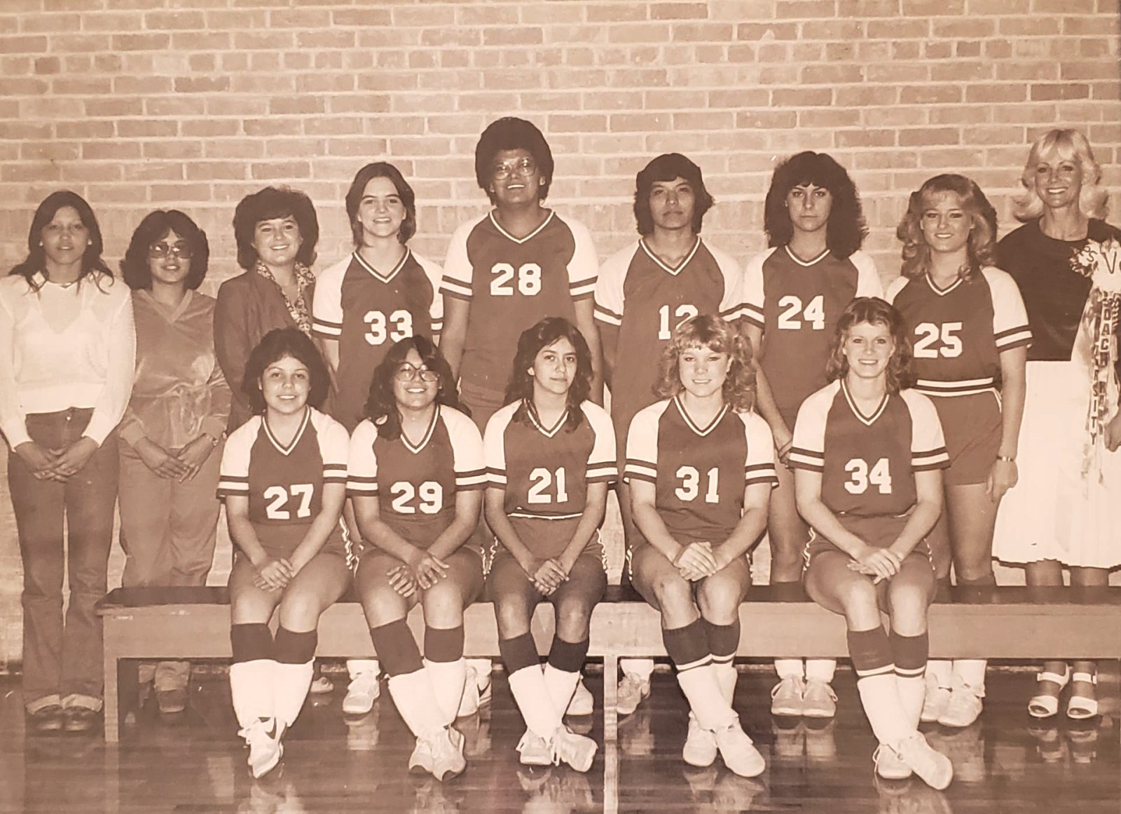 Shorthorns to honor sports teams of old with ‘The Great Comeback ...