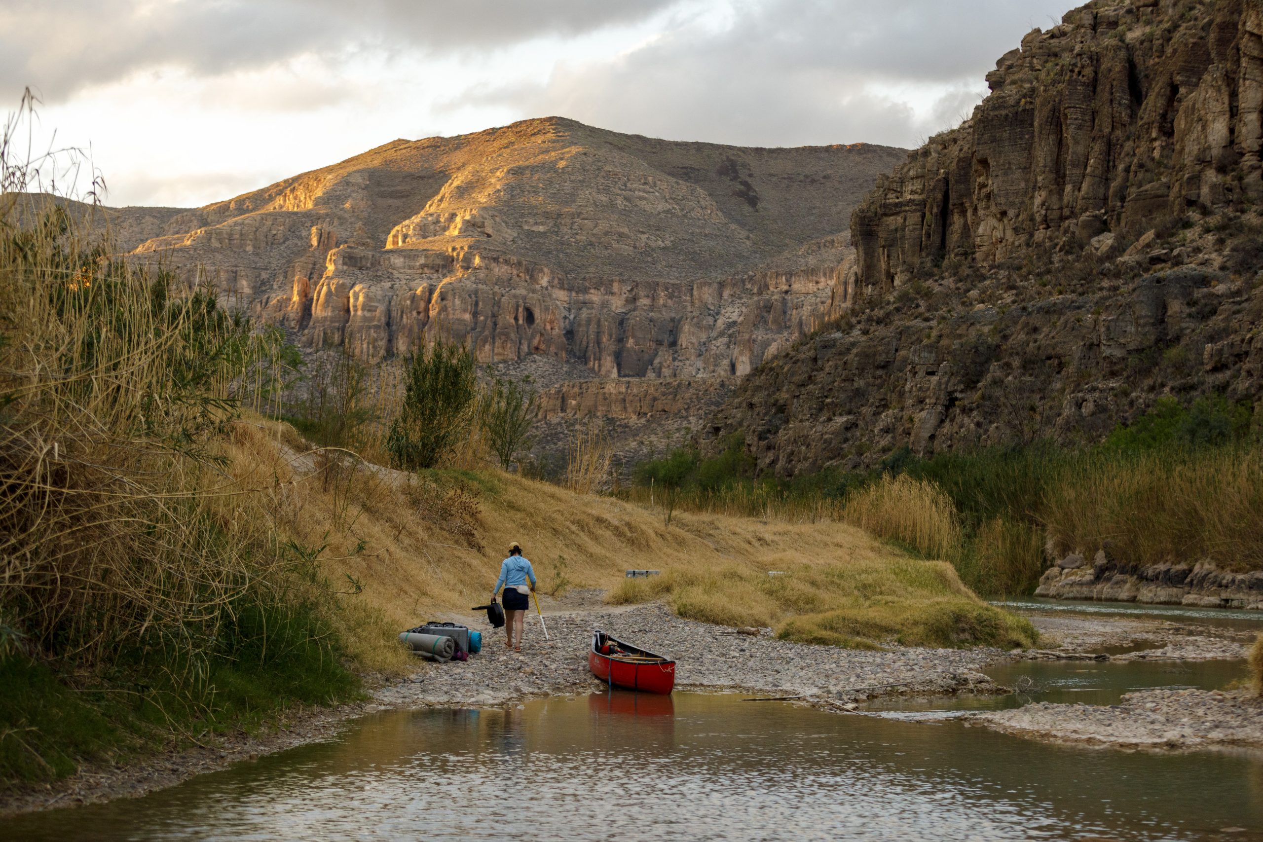 Sentinel reporter guides New York Times photographer on the Rio Grande ...