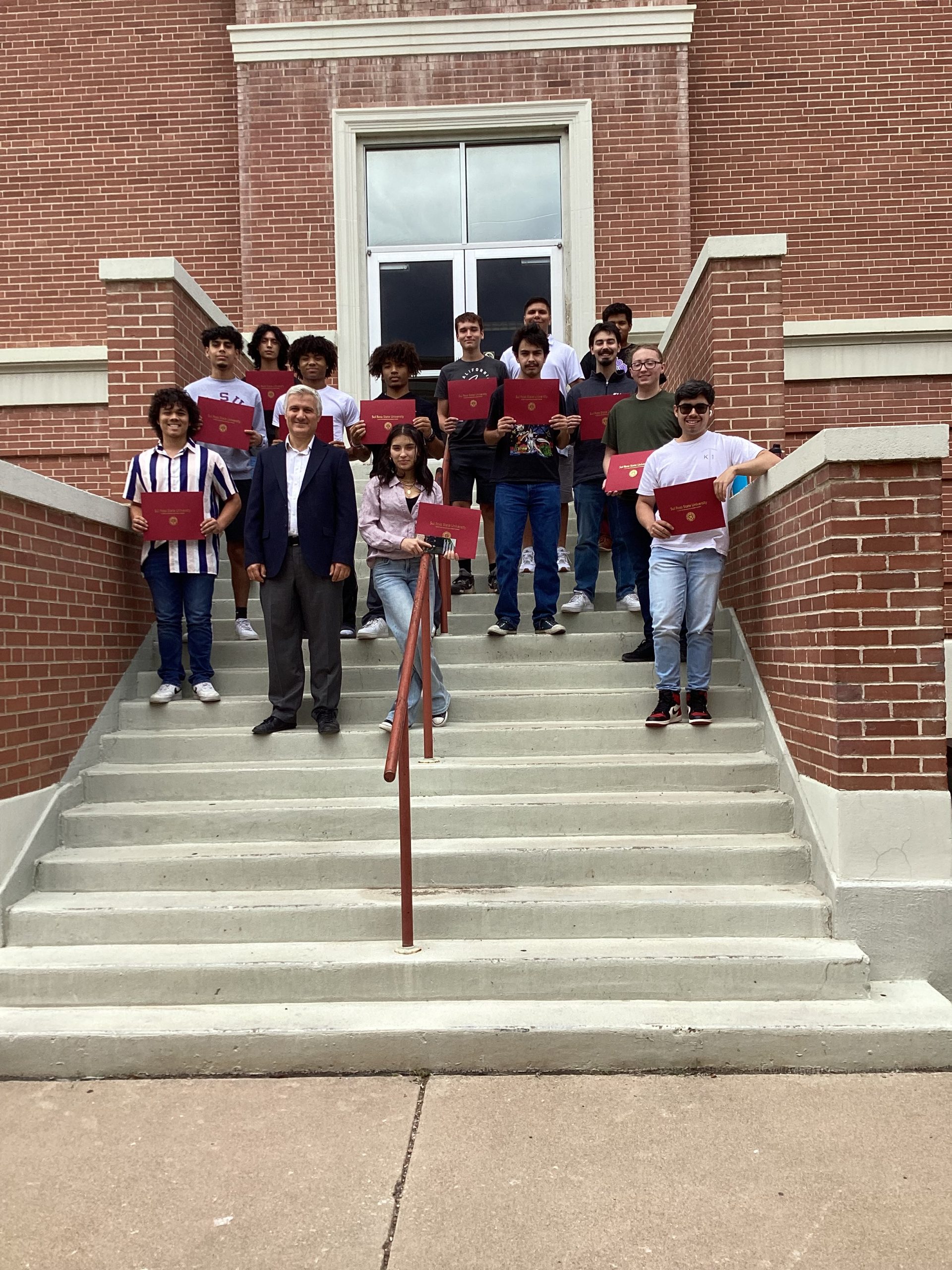 Sul Ross State University in Alpine hosts cyber camp for high school ...