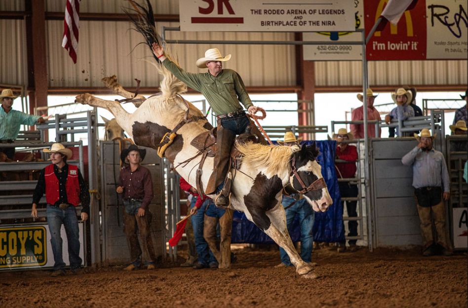 Working cowboys ready to compete in the Big Bend Ranch Rodeo – The Big ...